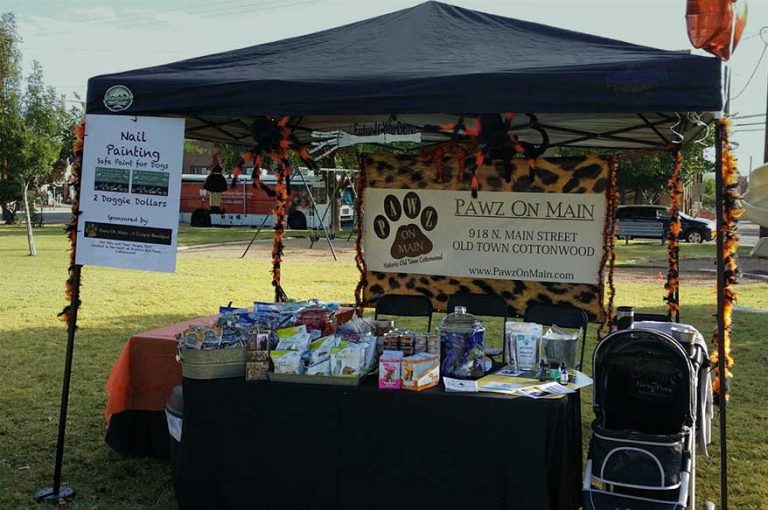 Make Your Pet Business Irresistible on the Road with an Awesome Booth ...
